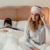 Snoozeband™ Silk - Sleep Mask with Headphones – Snooze Band